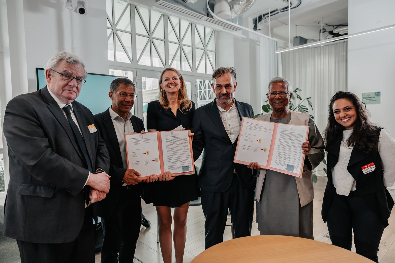 Professor Yunus Concludes 10-Day European Visit